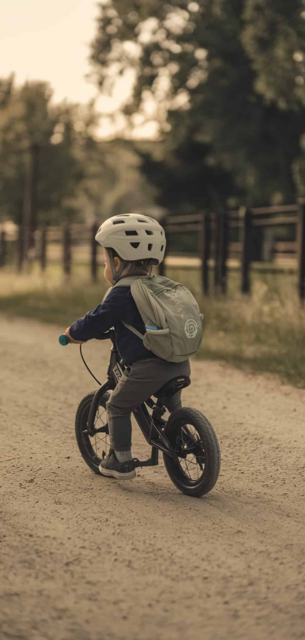 18 Funny Things To Do At Home with Toddlers Outside - The Mega Mom