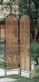 10+ Stylish Moveable Privacy Screen Outdoor Ideas - The Mega Mom