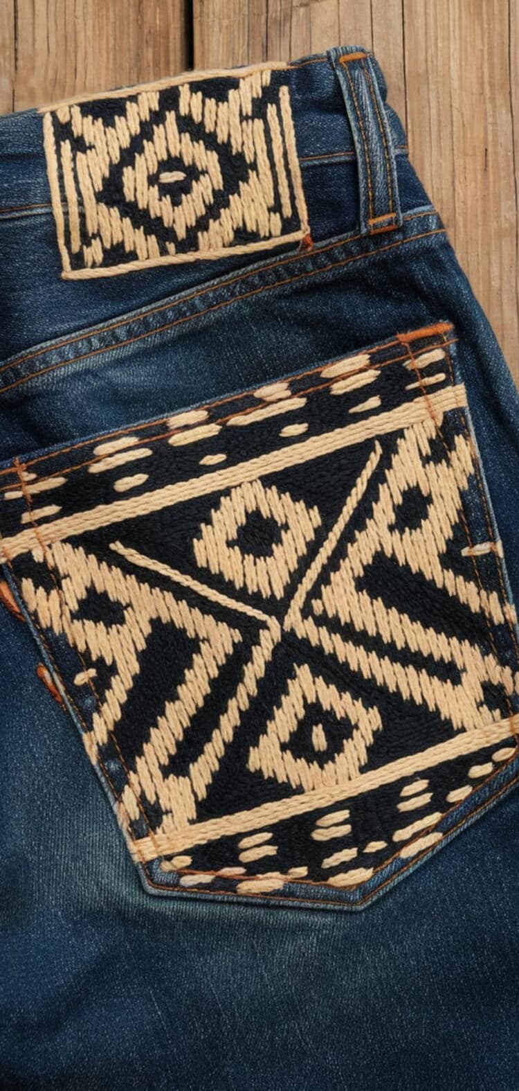 16 Exquisite Jeans Pocket Fashion Embroidery Designs - The Mega Mom