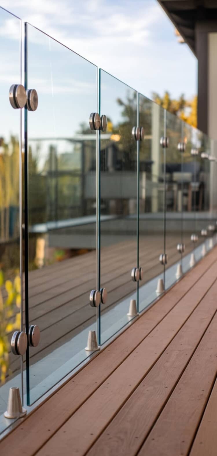 17 Beautiful Fence Deck Railing Ideas - The Mega Mom