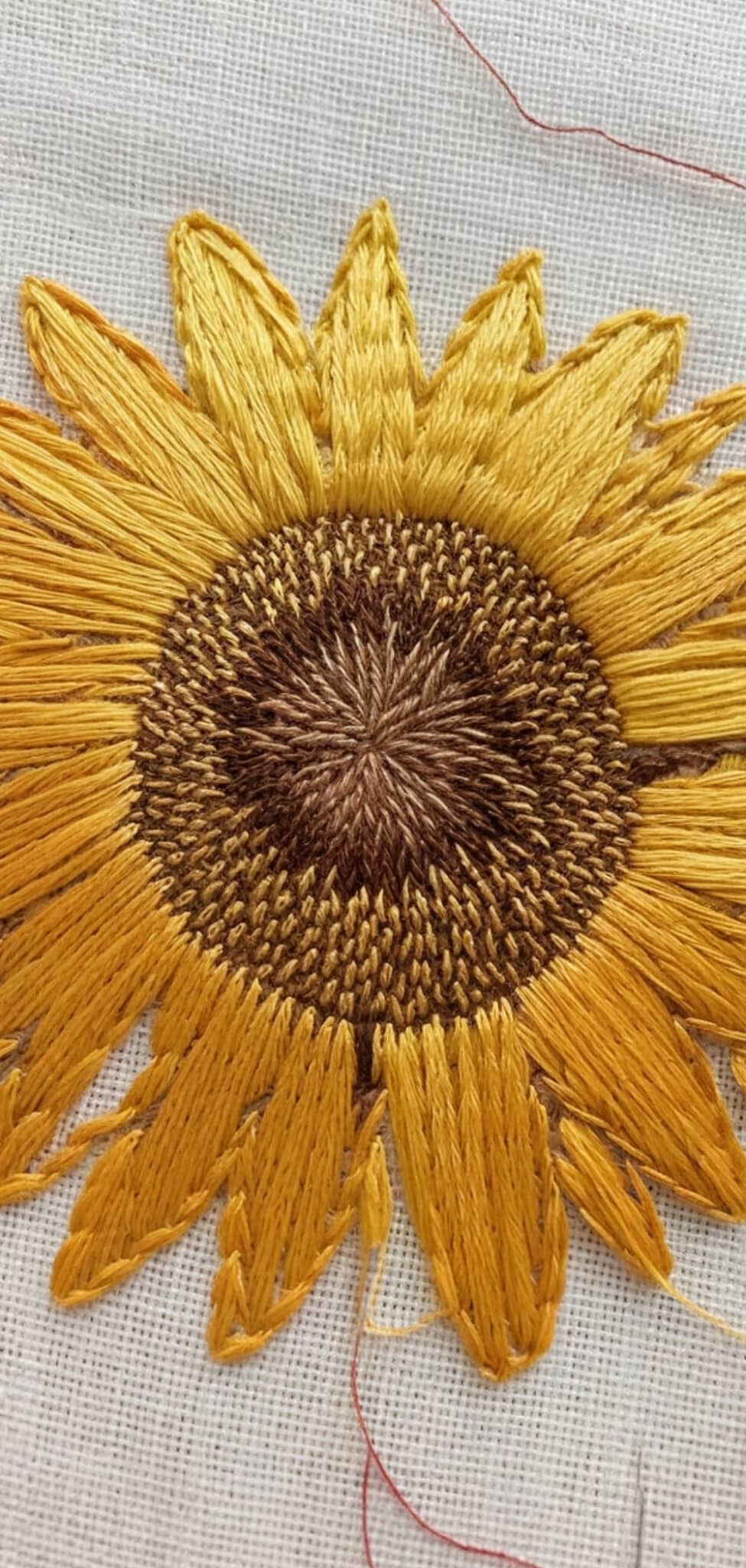 15 Beautiful Flower Embroidery Designs - The Mega Mom