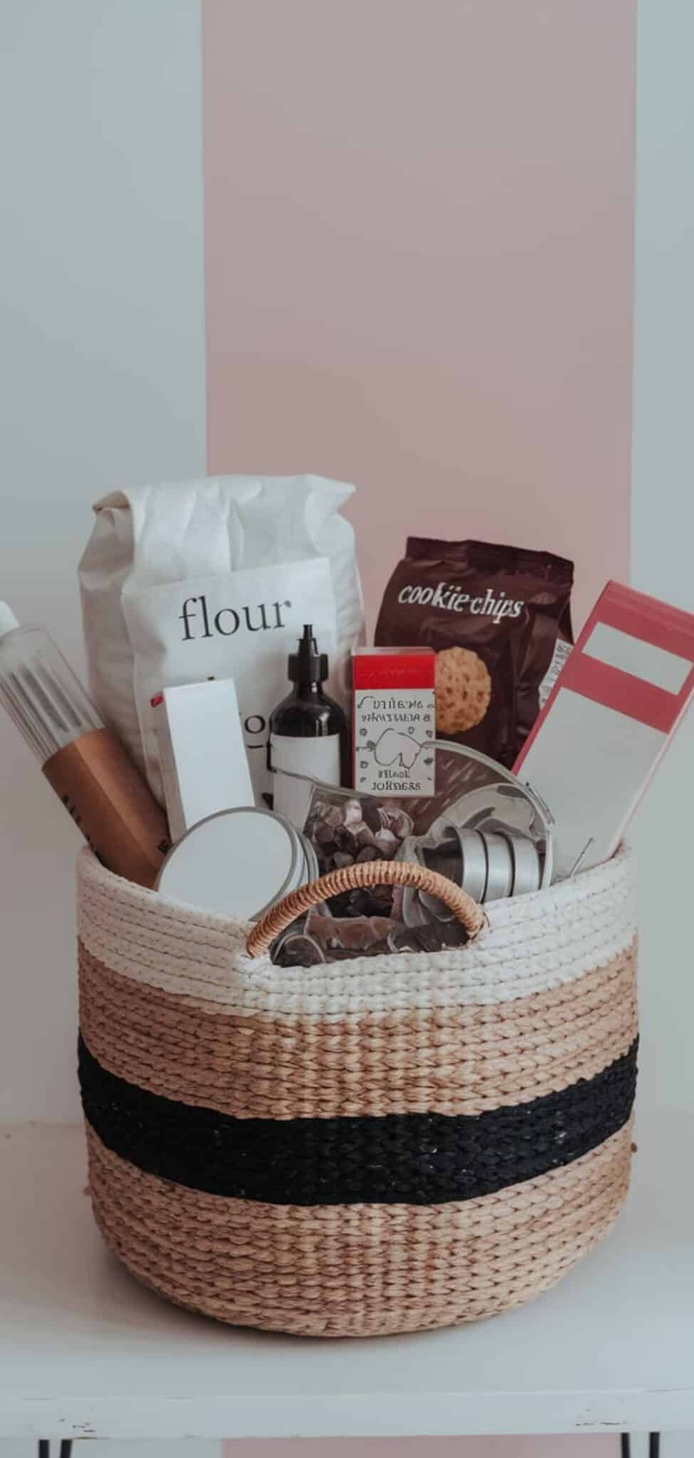 14 Creative Themed Gift Basket Ideas for Women - The Mega Mom