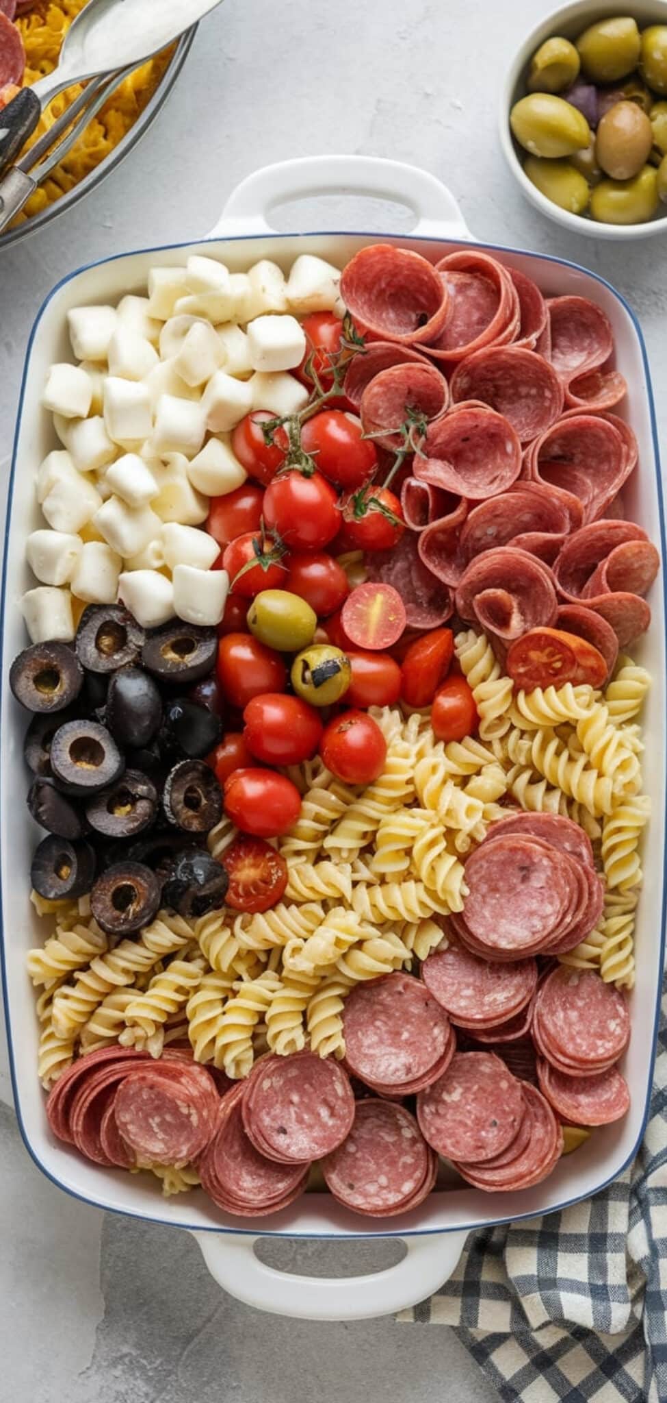 18 Delicious Party Food Platters For A Crowd - The Mega Mom