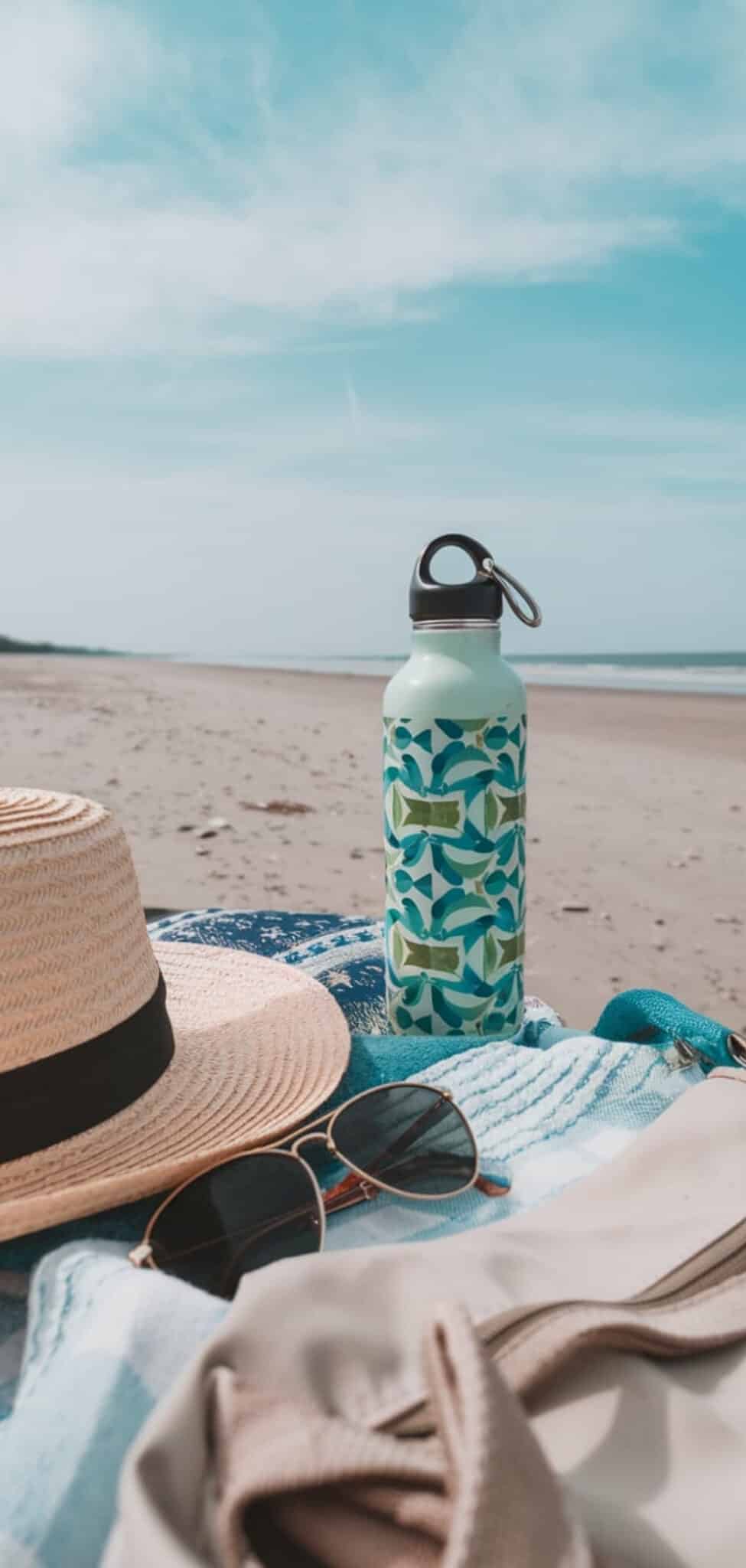15 Easy Beach Day Essentials Packing List - The Mega Mom