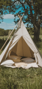 12 Easy Sleepover Fort Ideas - The Mega Mom