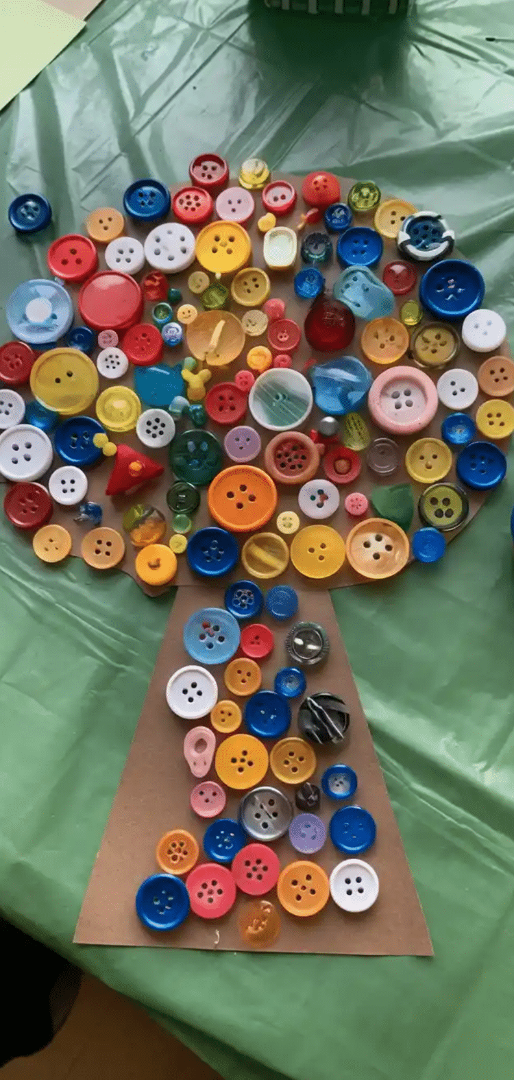 15 Easy Preschool Crafts - The Mega Mom