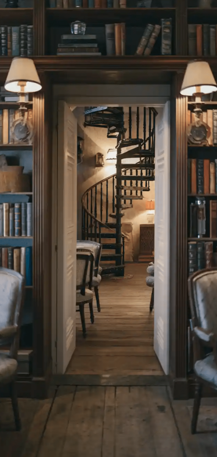 15 Secret Doors You Will Be Inspired To Have - The Mega Mom