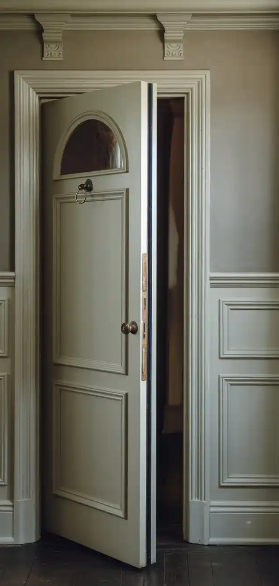 15 Secret Doors You Will Be Inspired To Have - The Mega Mom